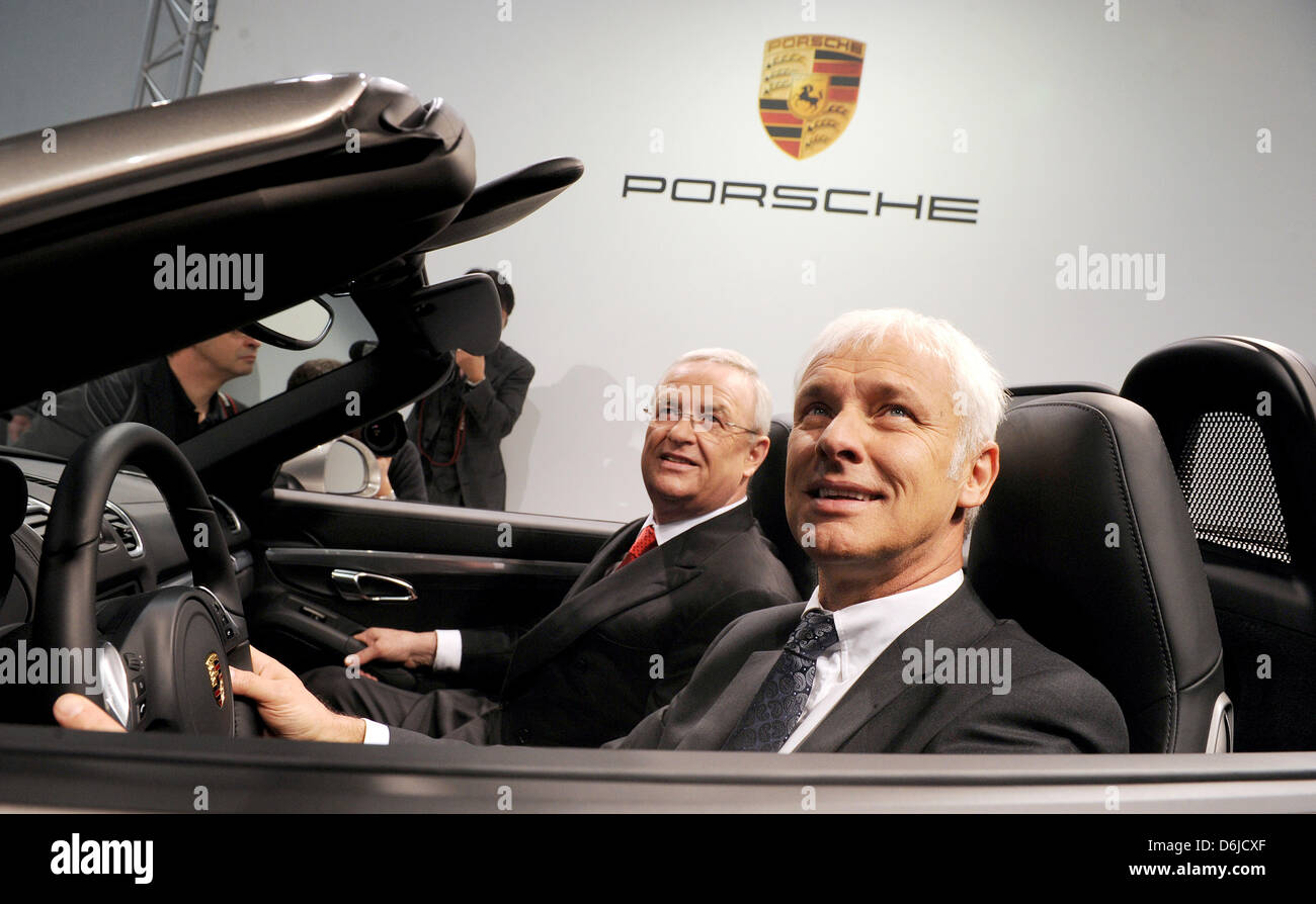 Porsche Automobil Holding SE CEO, Martin Winterkorn (L), and Porsche AG ...