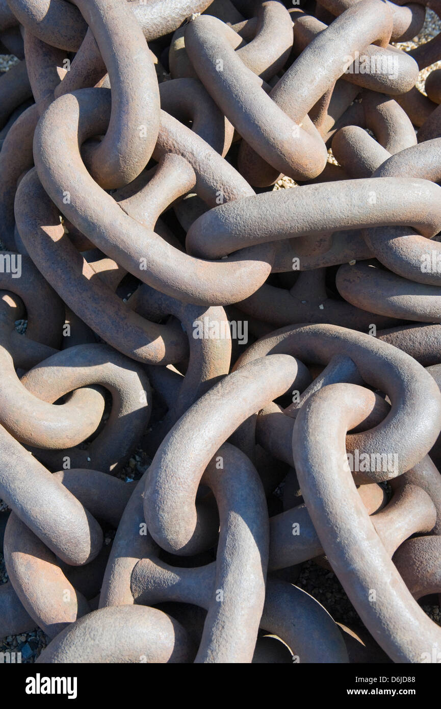 Rusty ships chain Stock Photo - Alamy