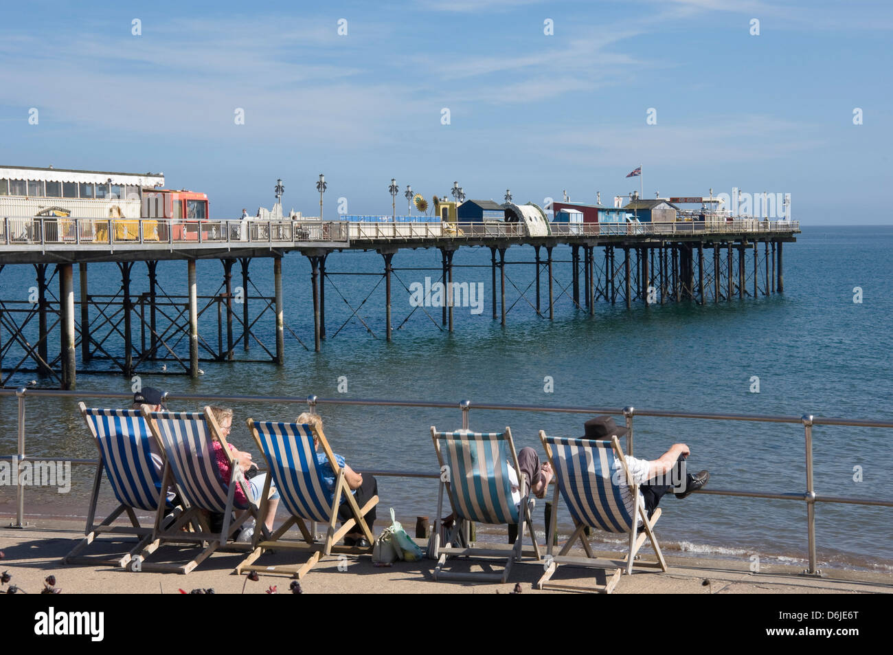 Pier teignmouth devon england united hi-res stock photography and ...