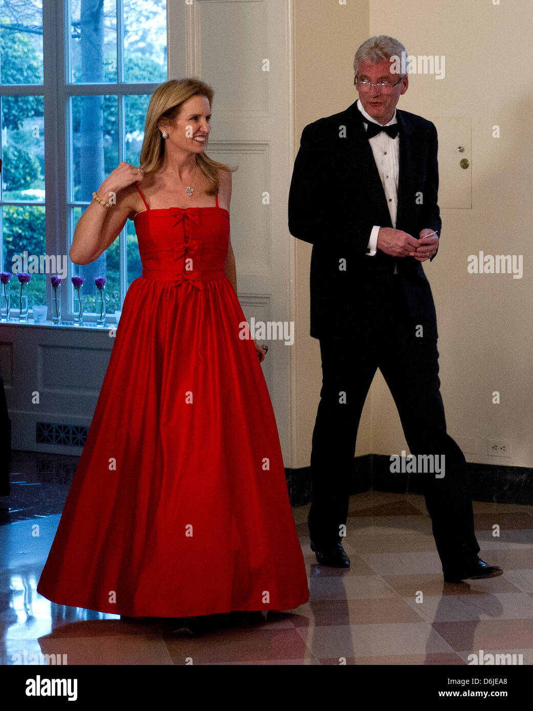 Orin Kramer and Kerry Kennedy arrive for the Official Dinner in honor ...