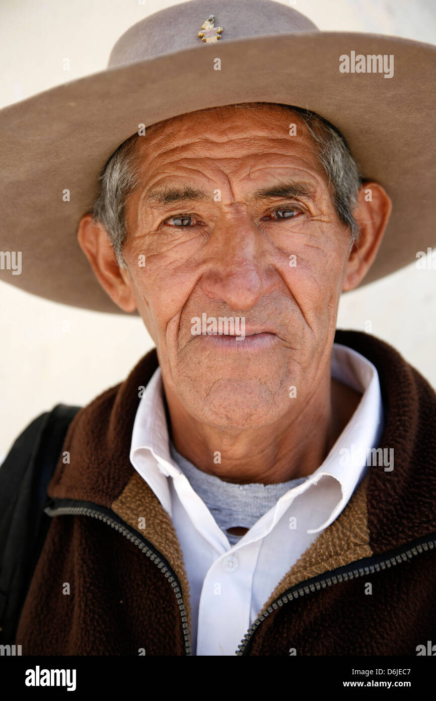 Quechua hi-res stock photography and images - Alamy