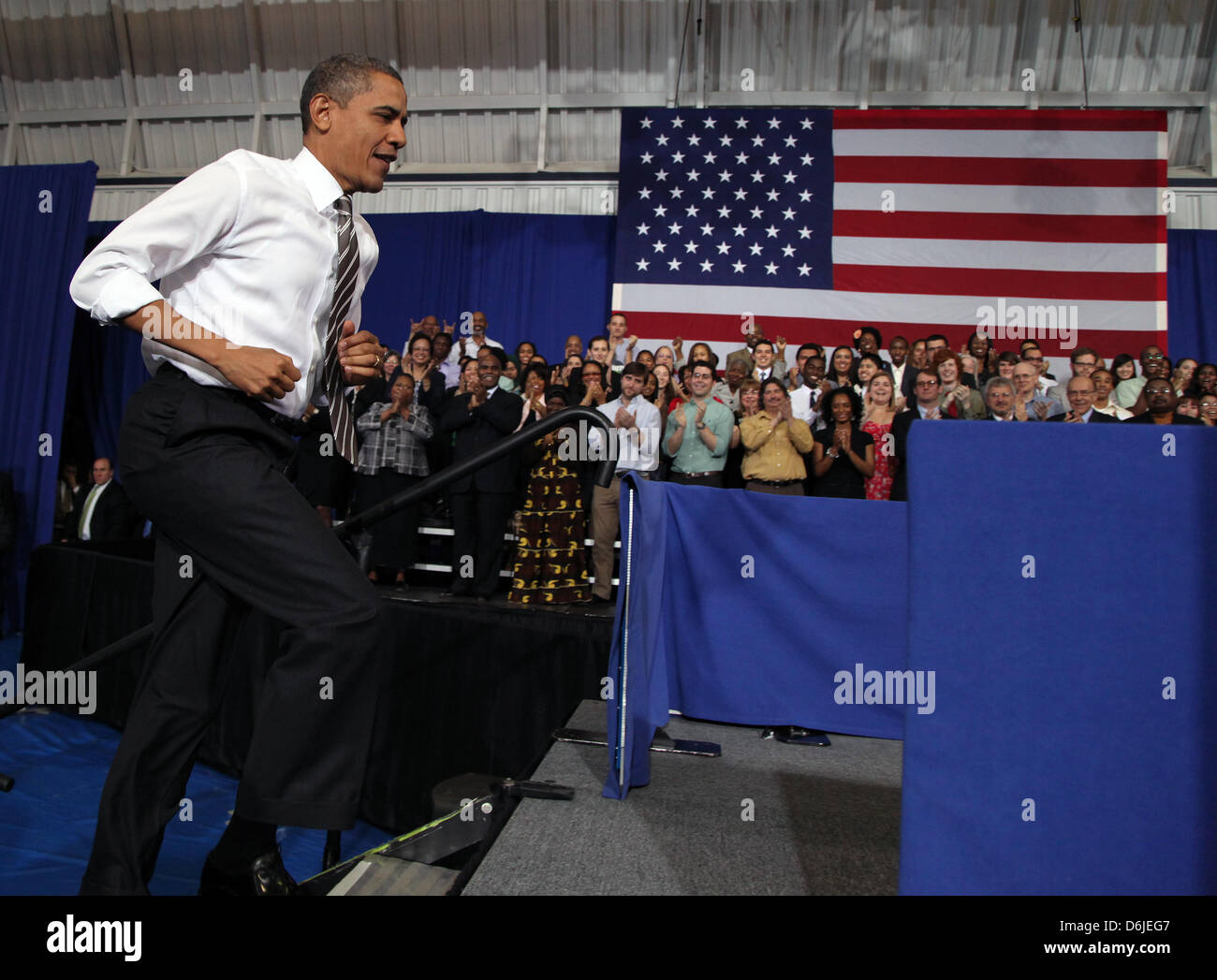 US President Barack Obama arrives on stage to speak about America's ...