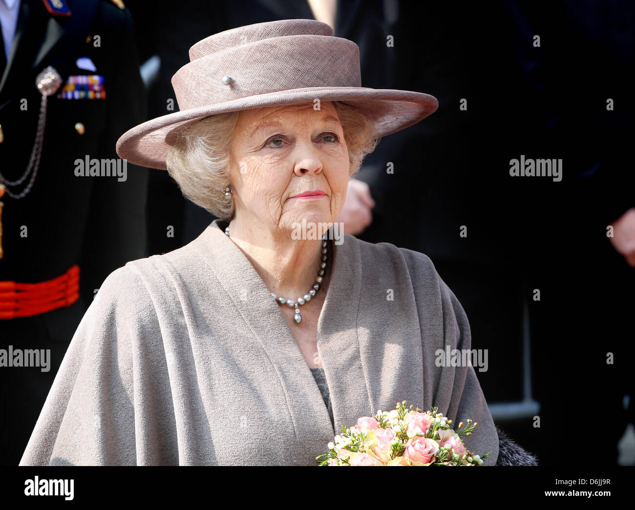 Queen Beatrix of The Netherlands is welcomed by Grand Duke Henri and ...