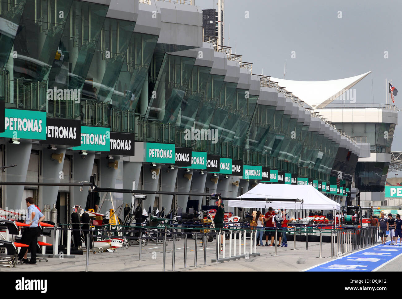 Pit lane sports sport spo hi-res stock photography and images - Alamy