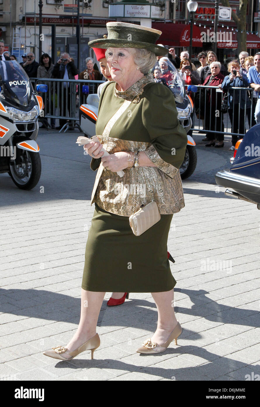 Dutch Queen Beatrix of the Netherlands arrives for the farewell ceremony in Luxembourg, 22 March ...