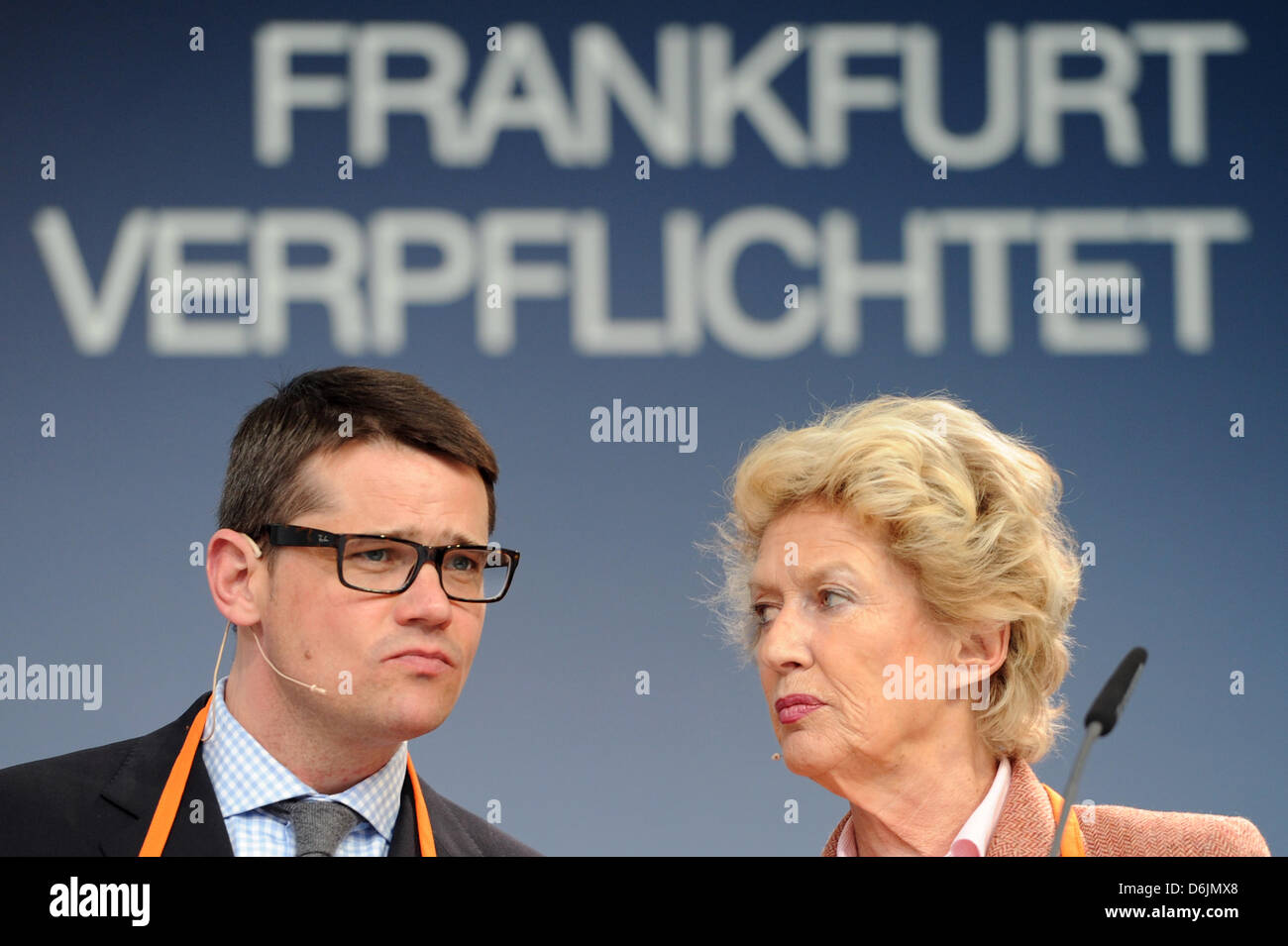 Outgoing mayor of Frankfurt Main Petra Roth (CDU, R) and candidate for ...