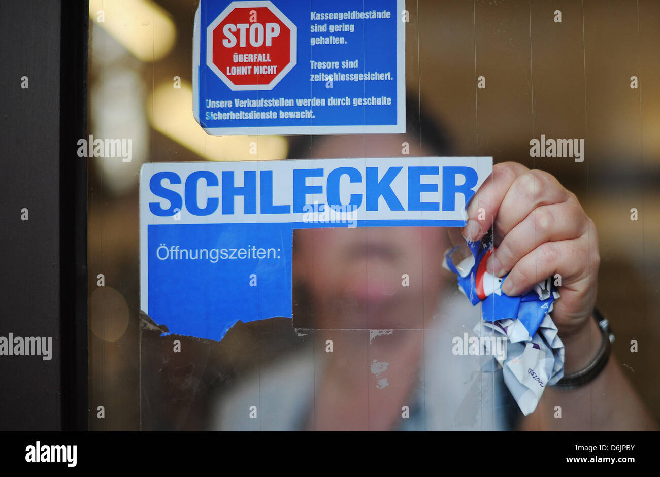 Logo schlecker hi-res stock photography and images - Alamy