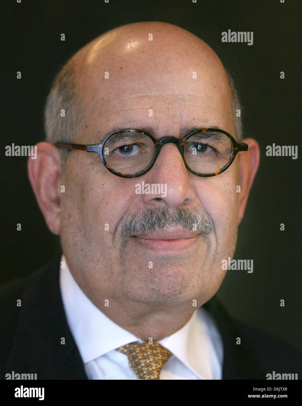 Egyptian Peace Nobel laureate and Director General of the International ...