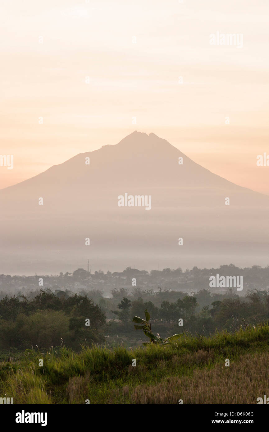 Volcano of asia hi-res stock photography and images - Alamy