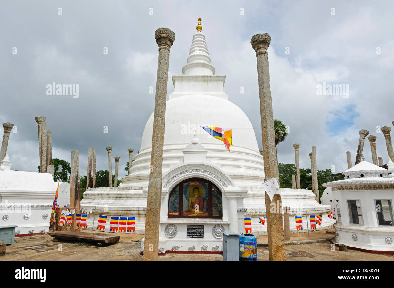 Thuparama Dagoba, Anuradhapura, UNESCO World Heritage Site, North ...