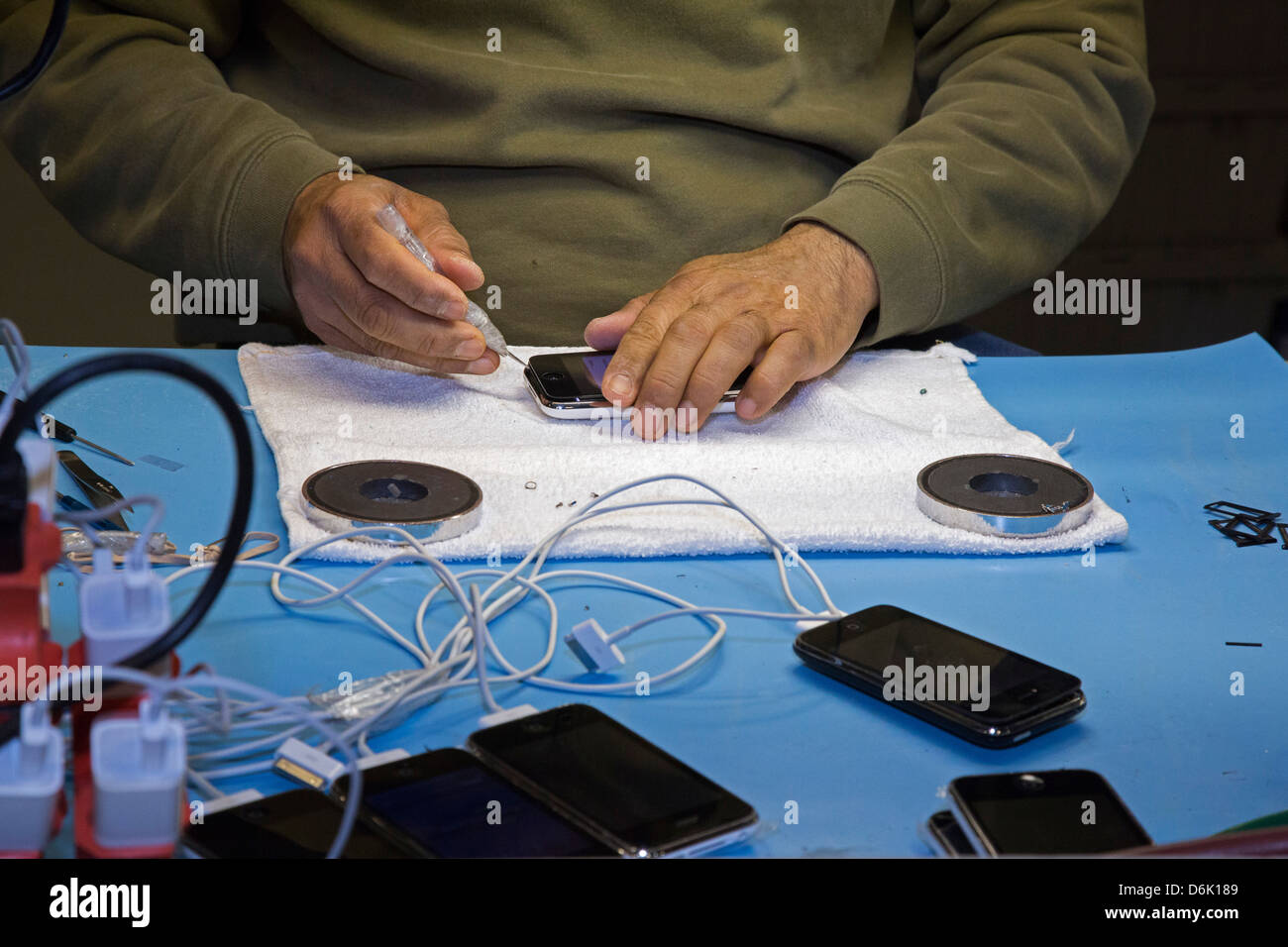 Cell Phone Recycling Stock Photo - Alamy