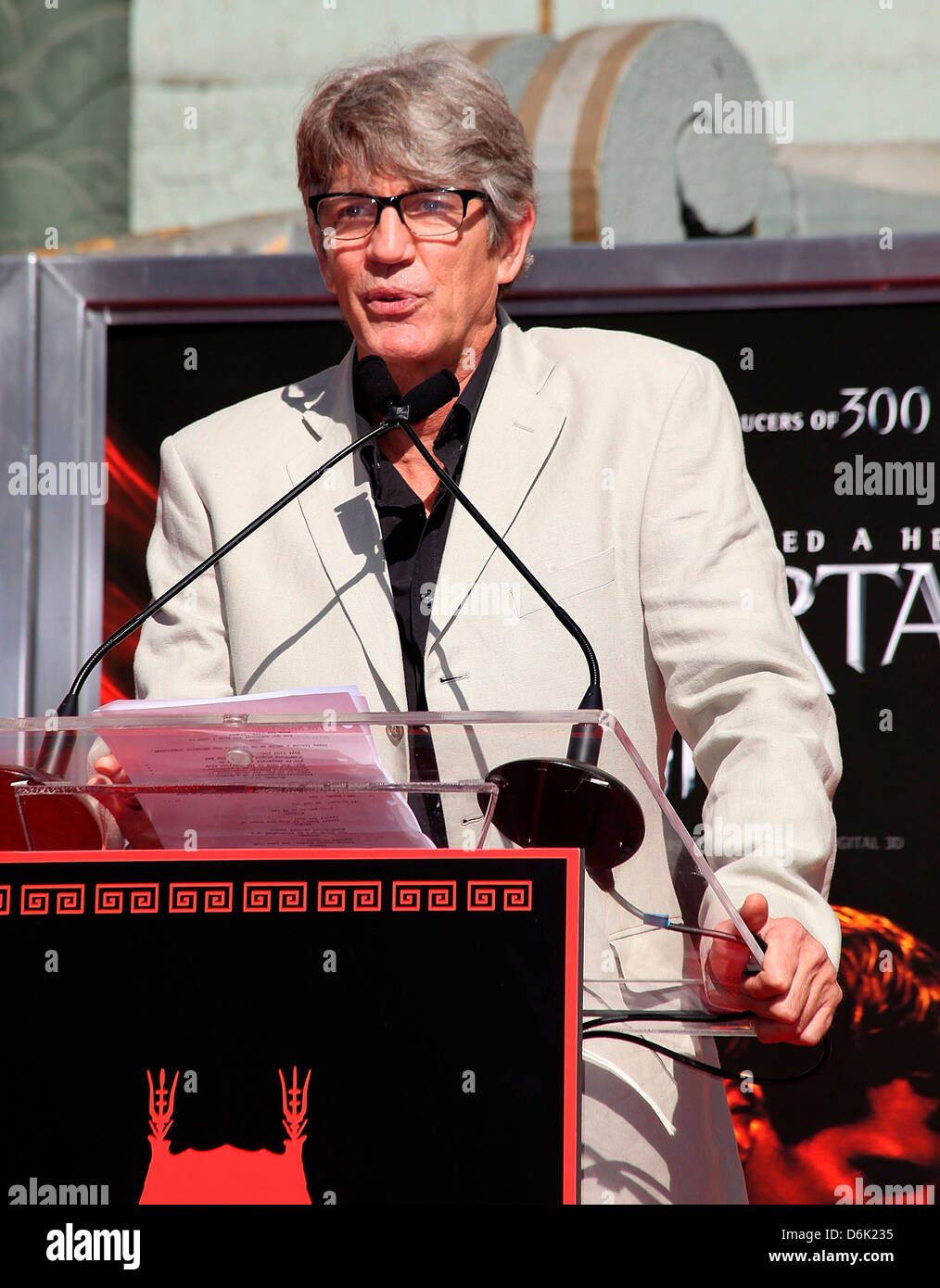 Actor Eric Roberts speaking at the Hand and Footprint Ceremony outside ...