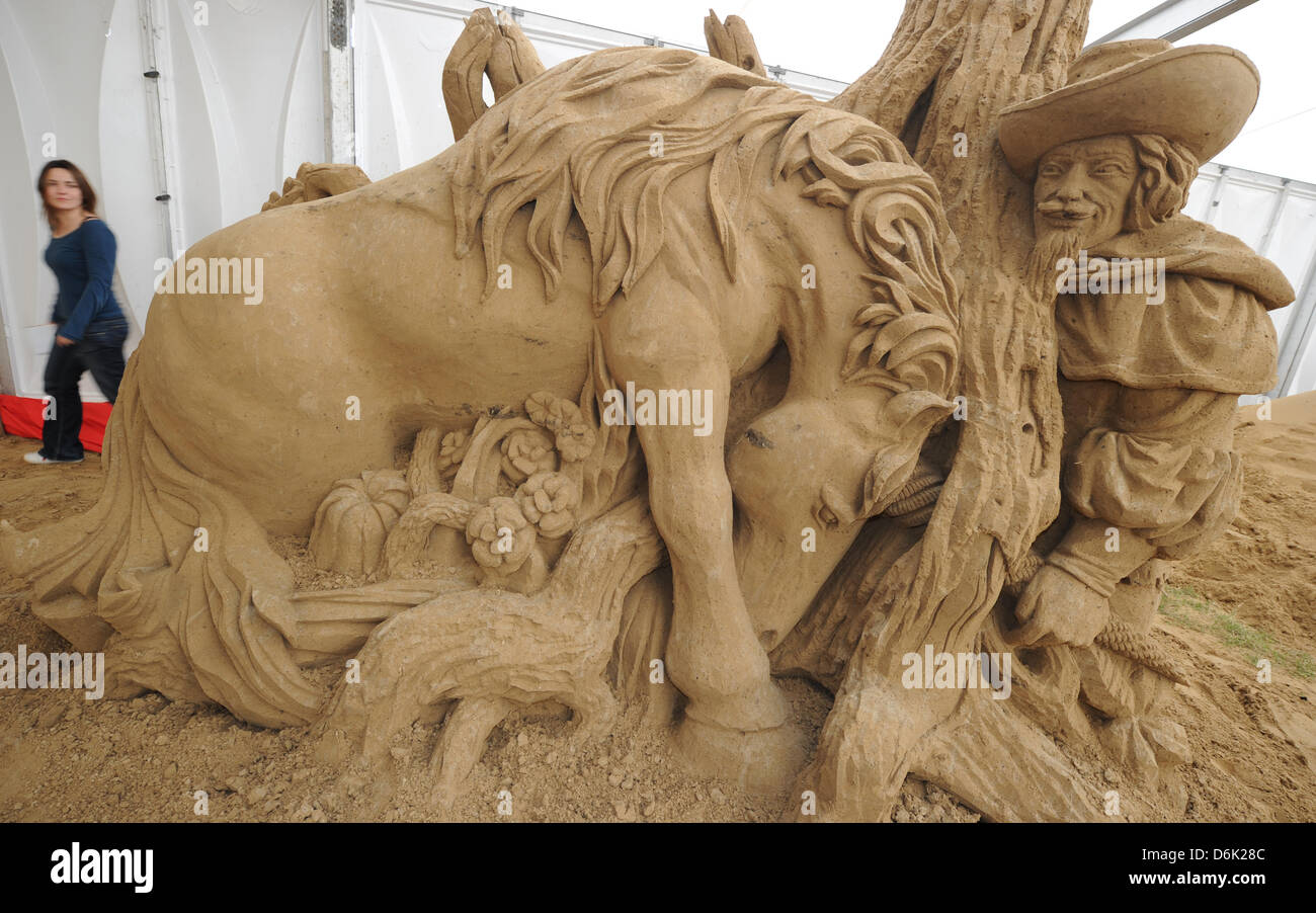 Sand sculptures binz hi-res stock photography and images - Alamy