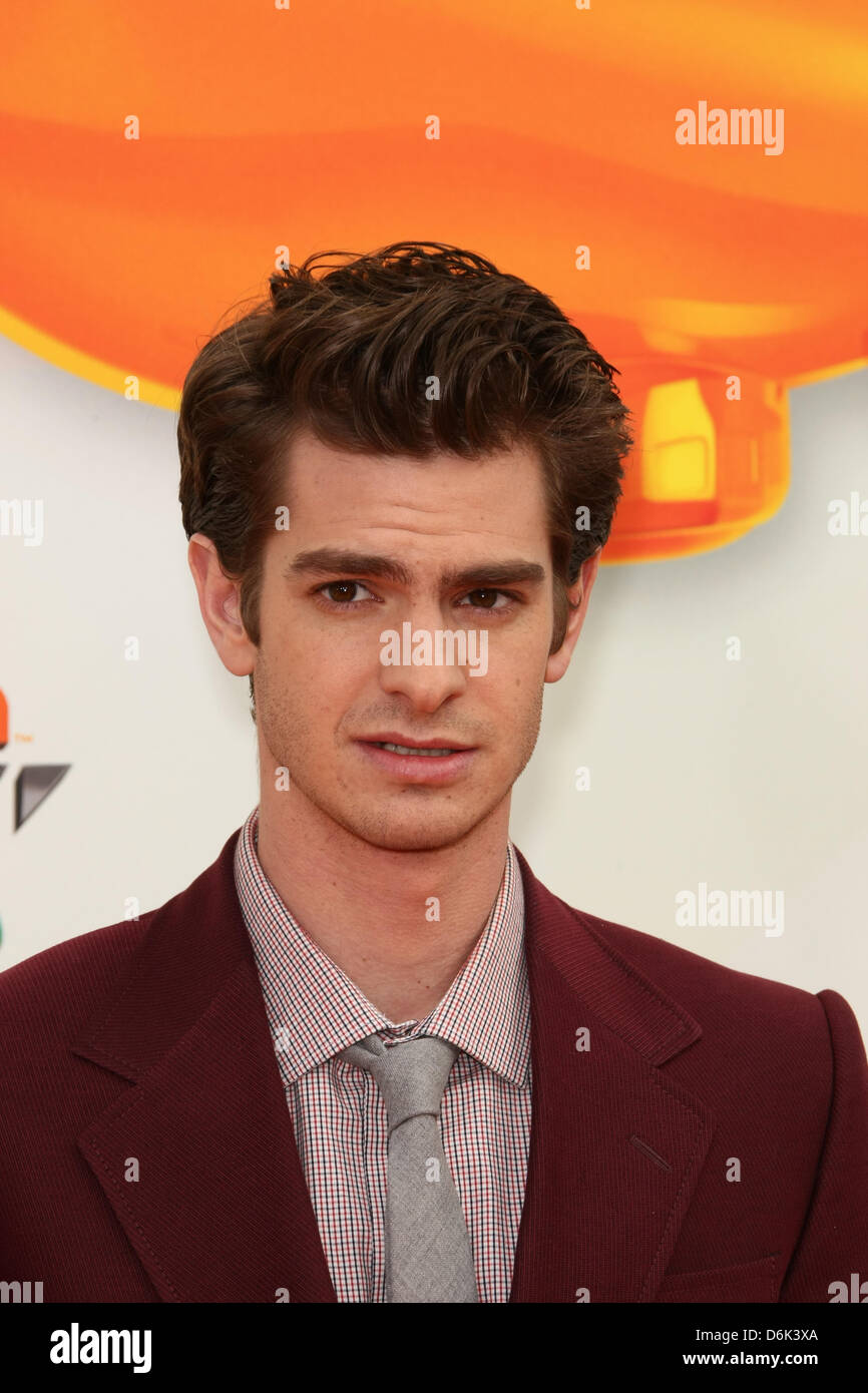 Actor Andrew Garfield arrives at Nickelodeon's 25th Annual Kids' Choice ...