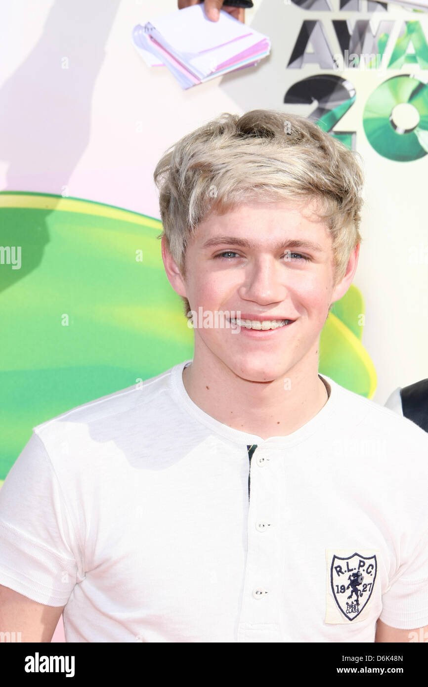 Singer Niall Horan of "One Direction" arrives at Nickelodeon's 25th ...