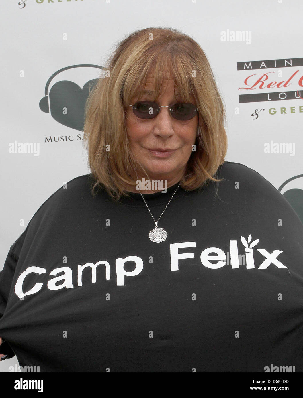 Penny Marshall Debbie Durkin hosts "ECO Emmys Celebrity Chateau" to ...