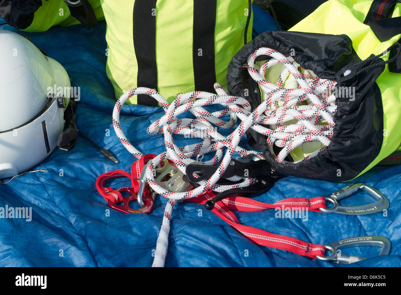 Rescue forces during a joint mountain rescue service manoeuvre of ...