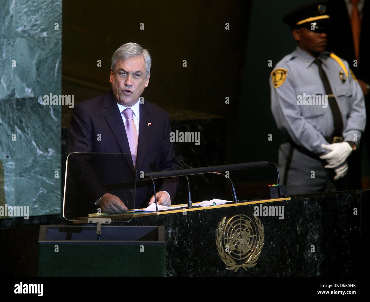 President chile sebastian pinera hi-res stock photography and images ...
