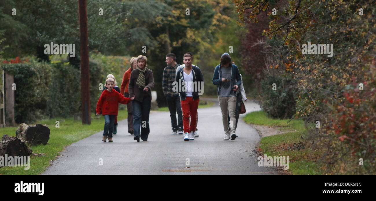Ashford Campbell, Andrew Merry, Charlie Healy, Frankie Cocozza Members ...