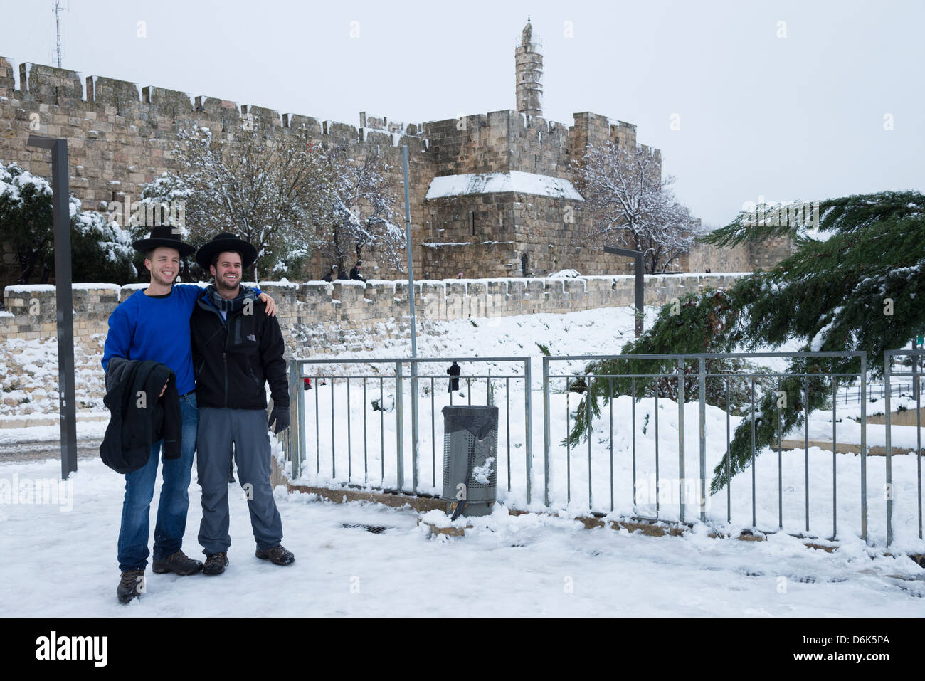 Snow in Jerusalem on January 10, 2013. Jaffa Gate Stock Photo - Alamy