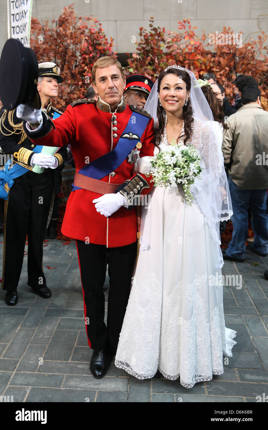 Matt lauer ann curry dress hi-res stock photography and images - Alamy