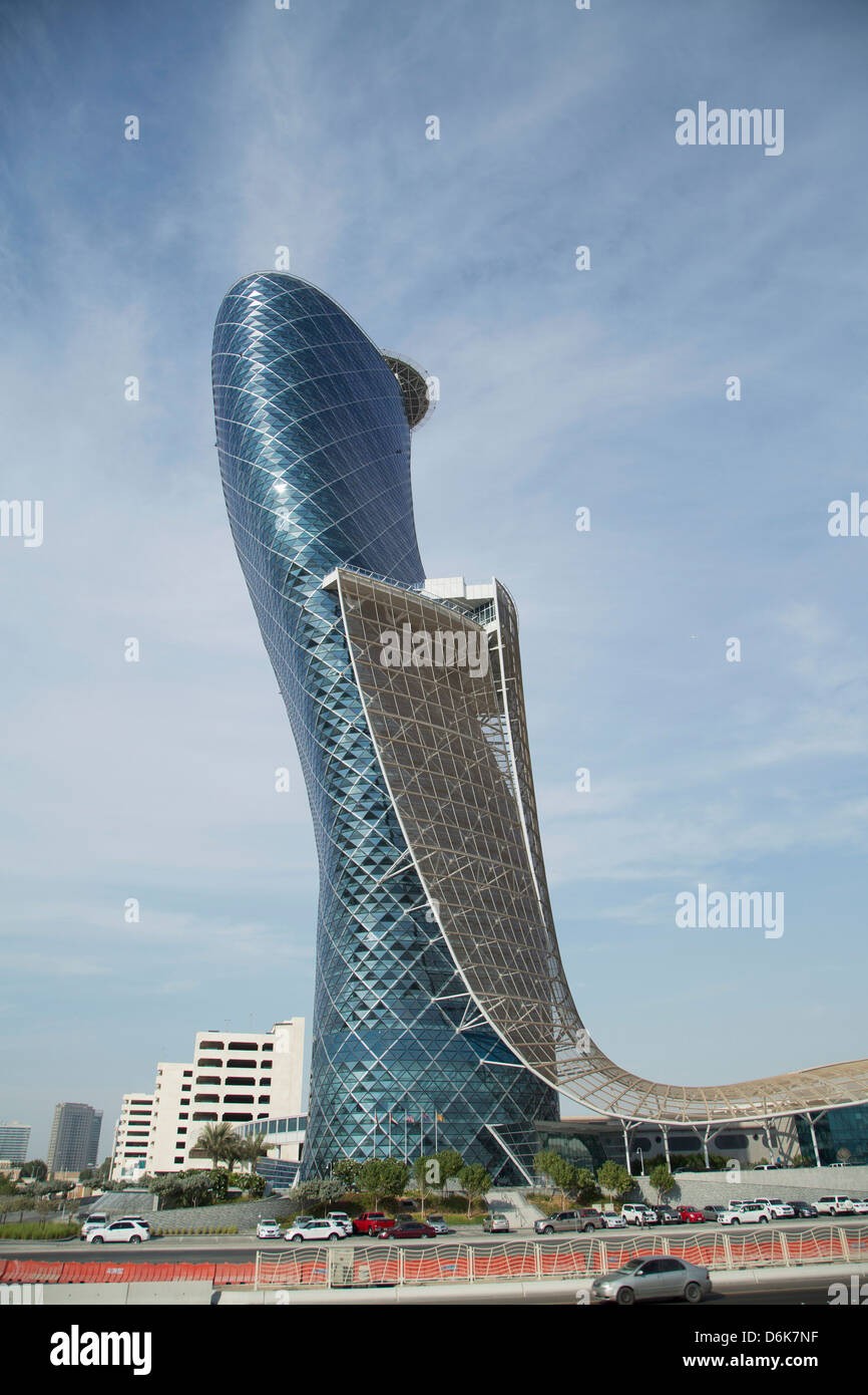 Capital gate abu dhabi hi-res stock photography and images - Alamy
