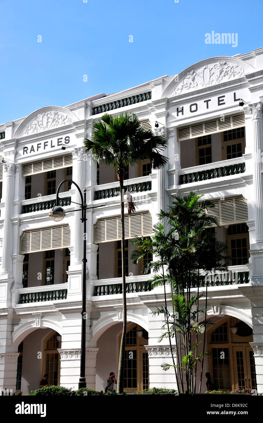 Raffles hotel Singapore Stock Photo - Alamy