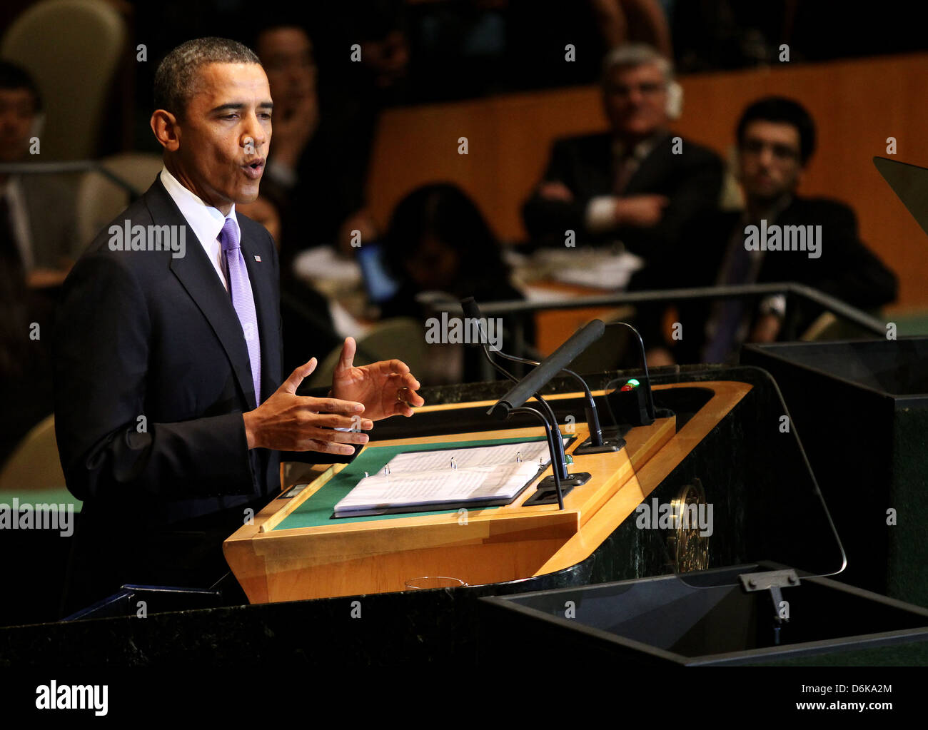 U.S. President Barack Obama delivers an address at the United Nations ...