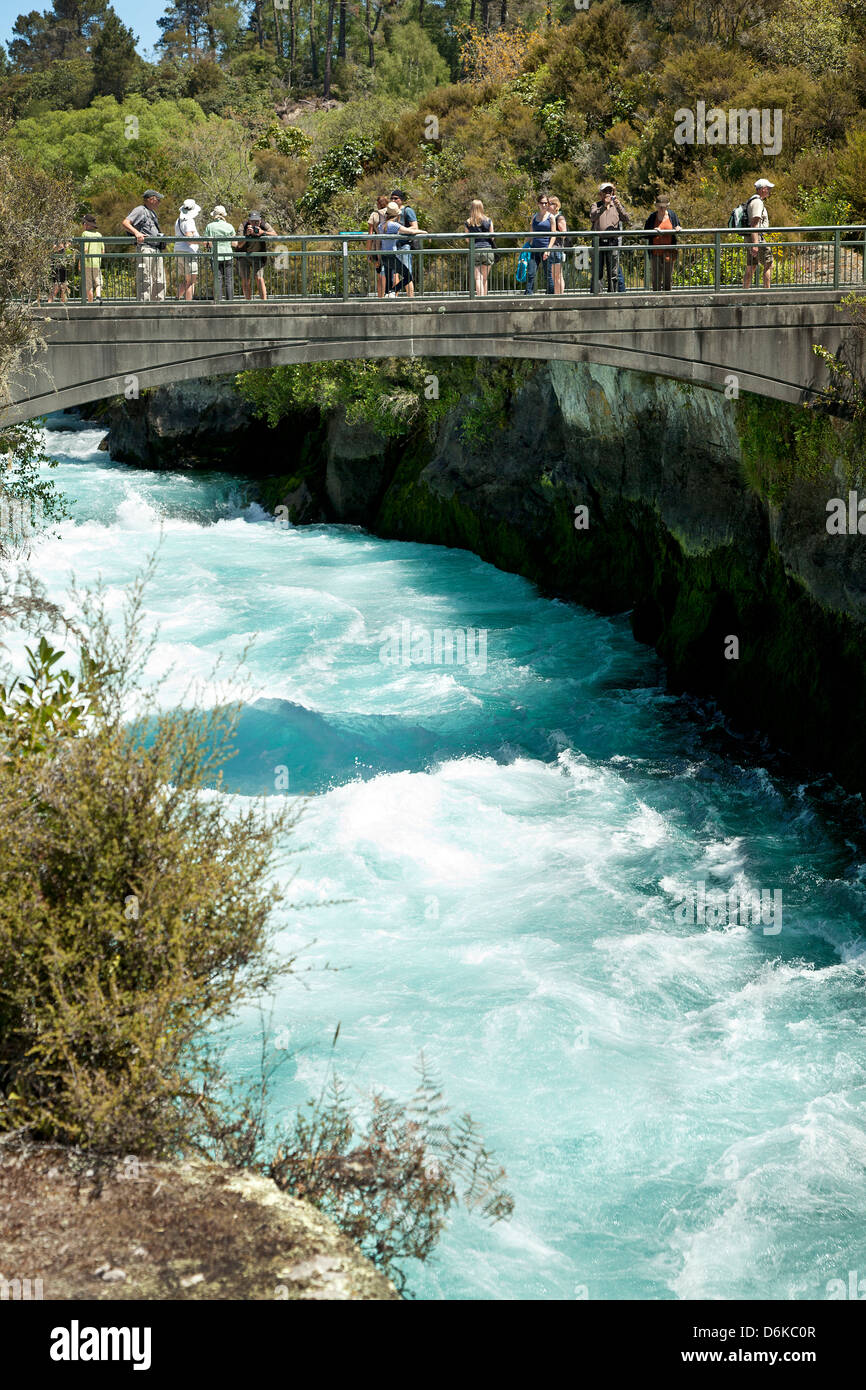 Waikato river huka falls and bridge hi-res stock photography and images ...