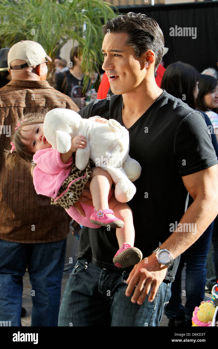Mario Lopez, daughter Gia Lopez Mario Lopez at The Grove to film an ...