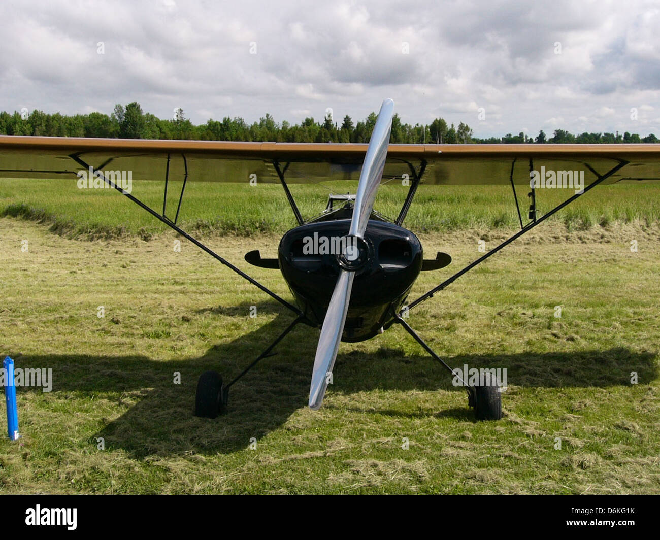 Free flight model aircraft hi-res stock photography and images - Alamy