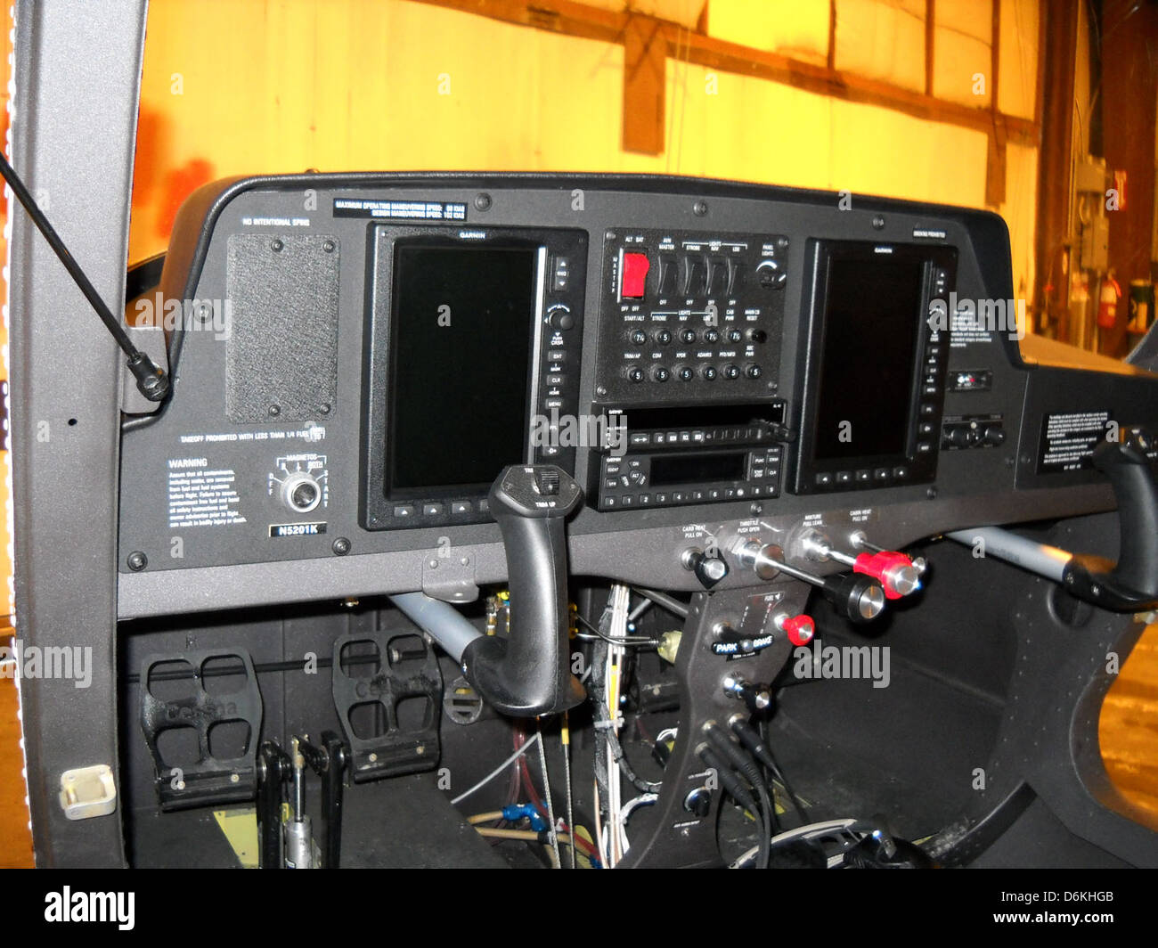 Plane instrument panel hi-res stock photography and images - Alamy
