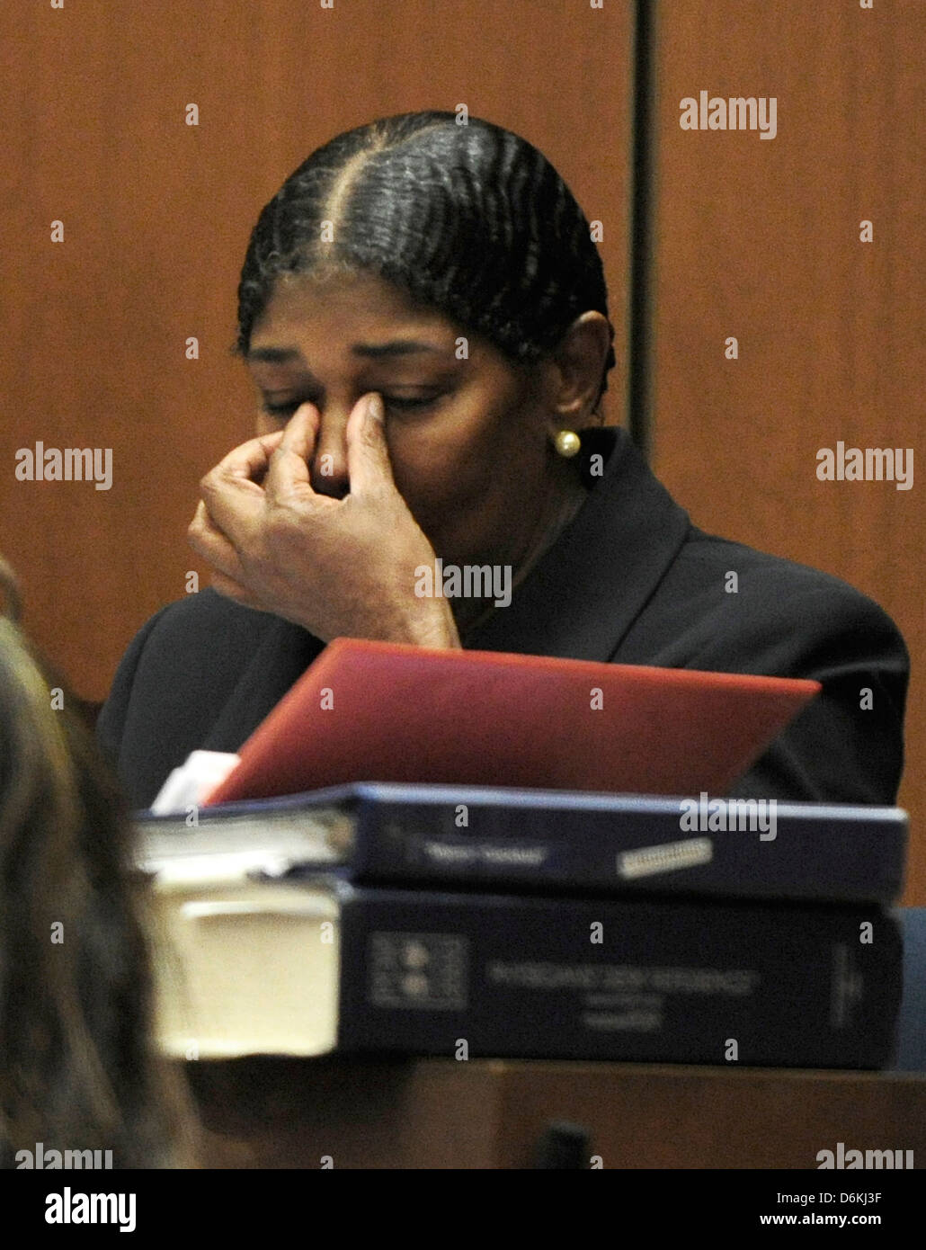 Cherilyn Lee, Michael Jackson's former nurse practitioner, wipes her ...