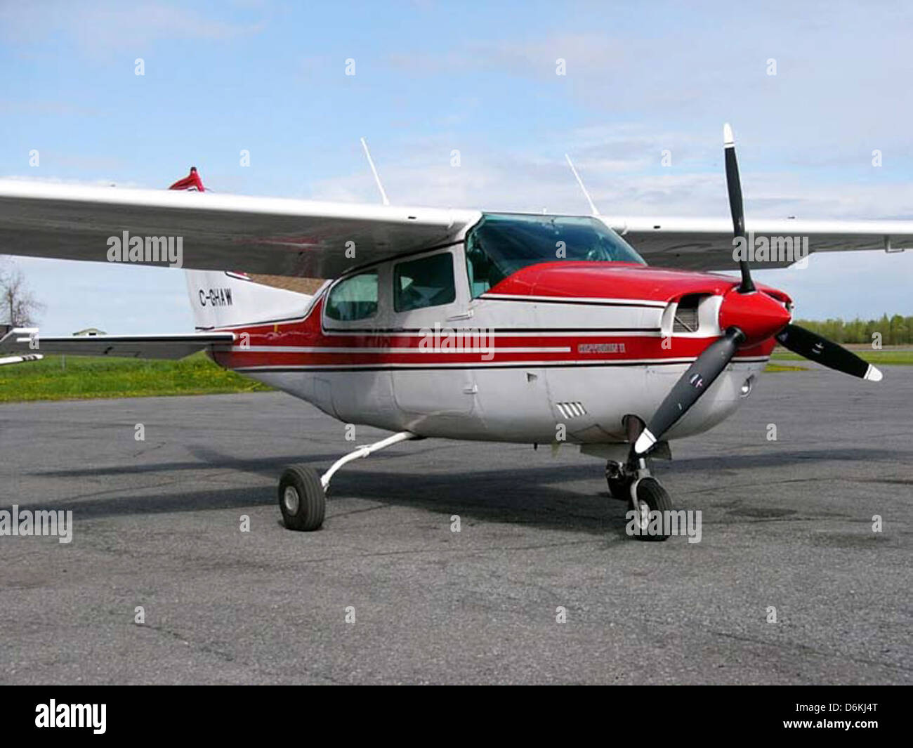 The Cessna T210L Centurion is a light, single-engine aircraft designed ...