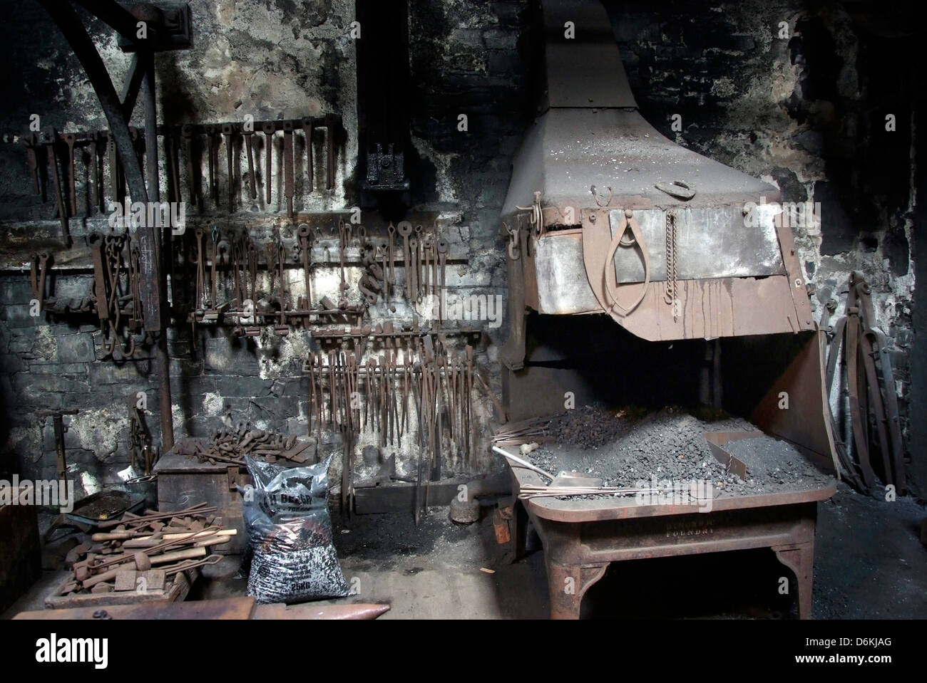 Blacksmiths forge hi-res stock photography and images - Alamy