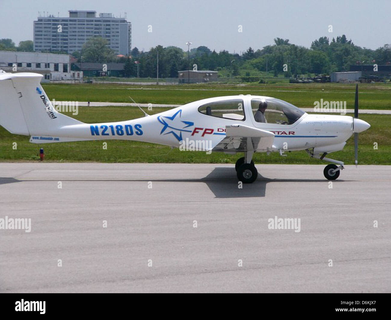 The Diamond DA40, a modern, four-seat, light aircraft, designed for ...