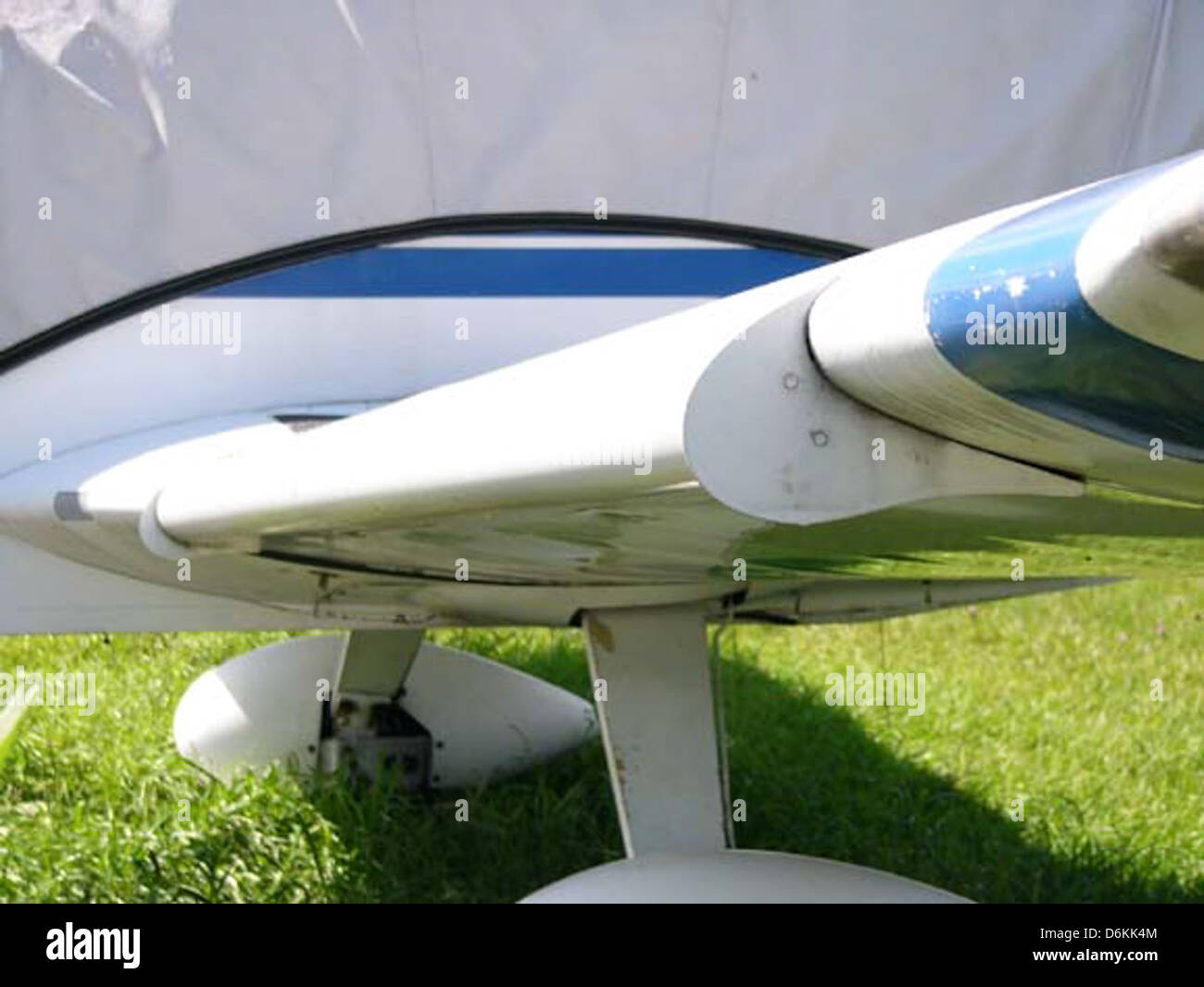 A detailed image of a drooped leading edge cuff, a crucial part of an ...