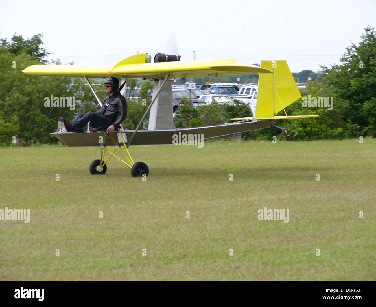 The Harper Aircraft L'il Breezy B is a small, lightweight aircraft ...