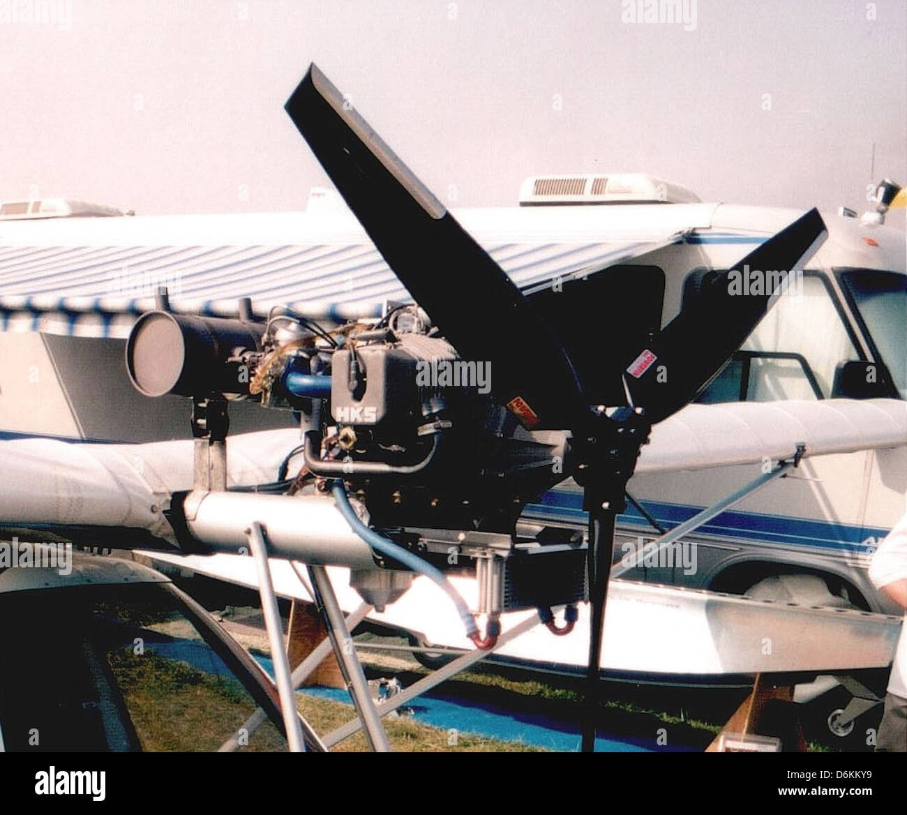 The HKS 700E Flightstar is a light aircraft powered by a HKS 700E ...