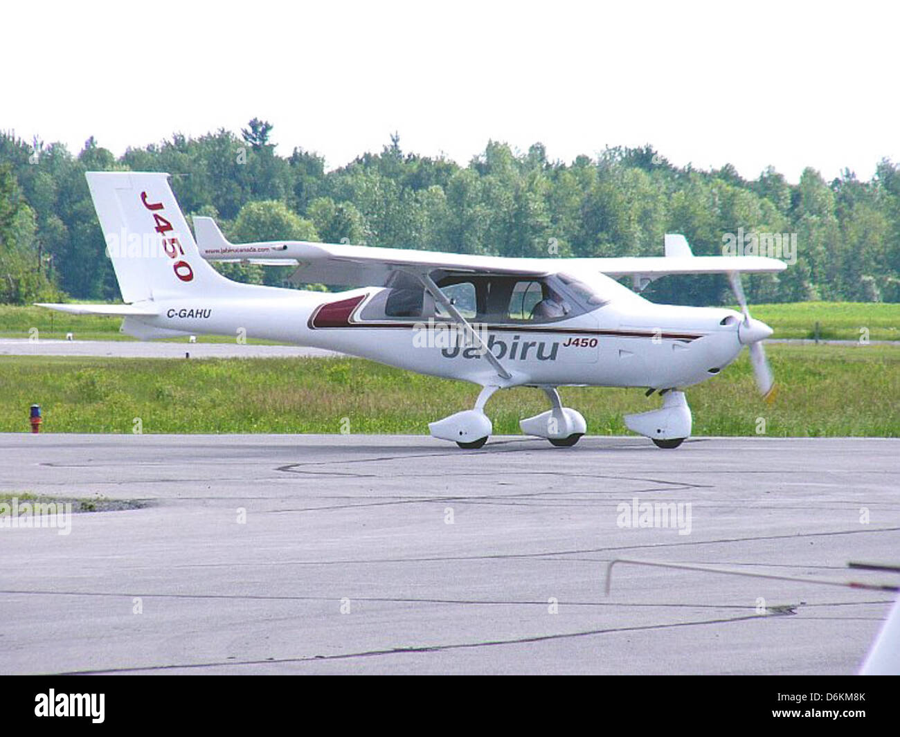 This image shows the Jabiru J450C-GA HU024 aircraft, a light general ...