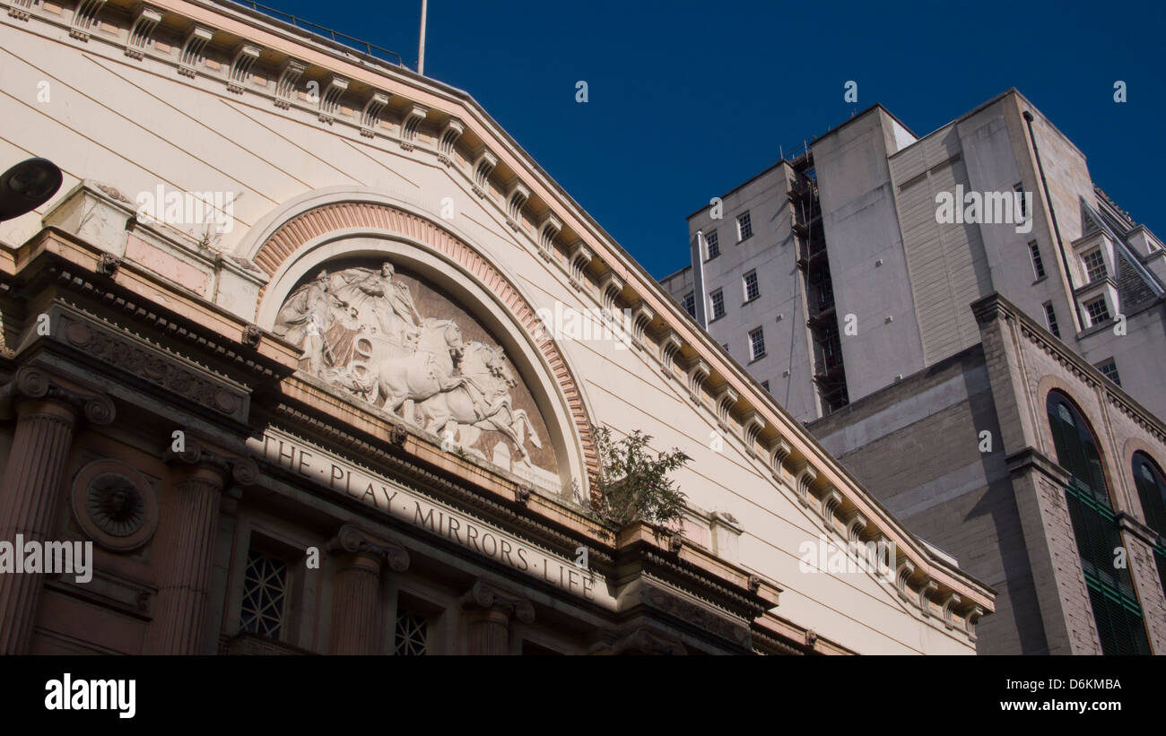Manchester opera house hi-res stock photography and images - Alamy