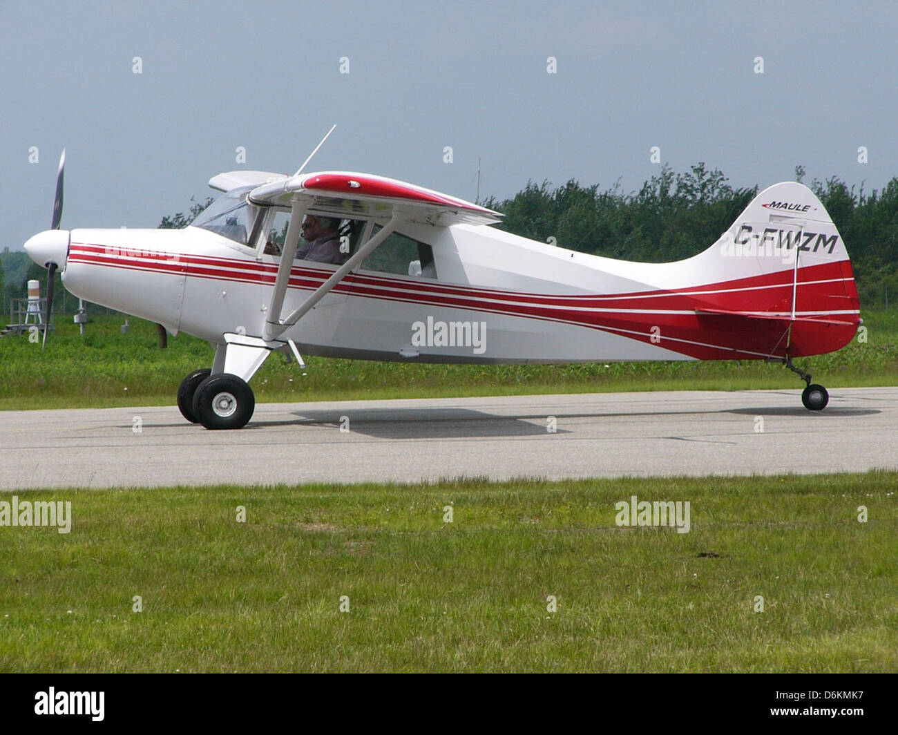 The Maule M-4-210C Rocket C-FWZM is a high-performance light aircraft ...