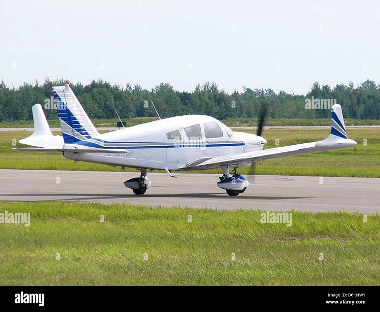 The Piper PA-28 Cherokee is a general aviation aircraft, known for its ...