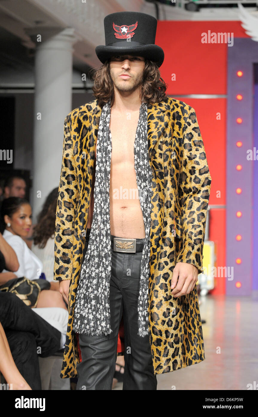 Model Andy Hilfiger introduces rock inspired clothing line called ...