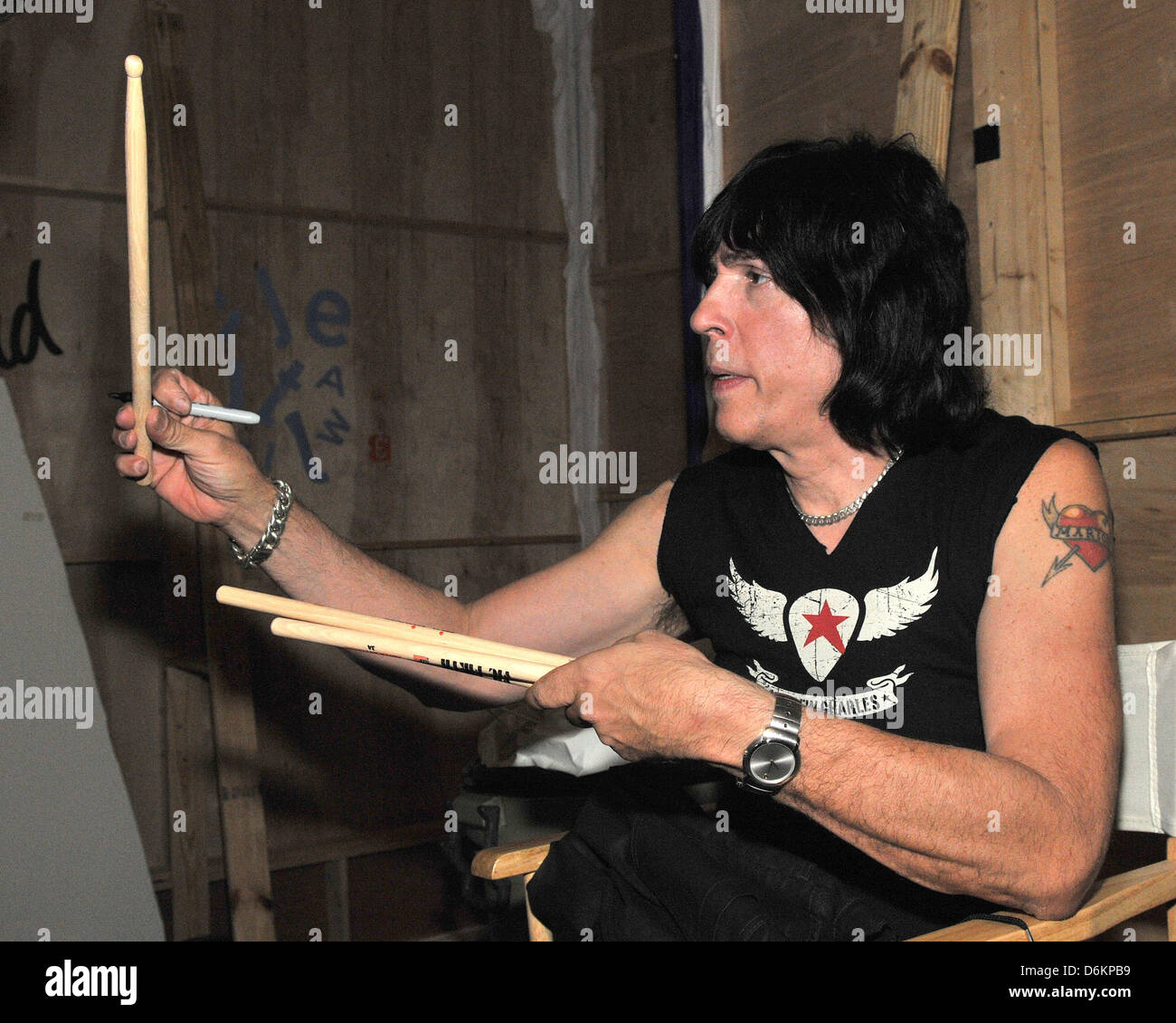 Marky Ramone Andy Hilfiger introduces rock inspired clothing line ...