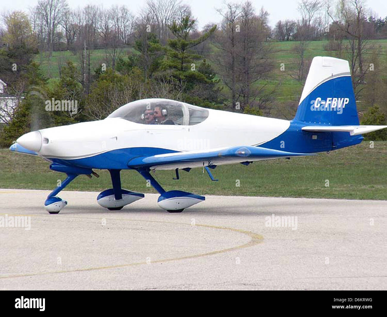 This image shows a Vans RV-9AC, a type of experimental, kit-built ...