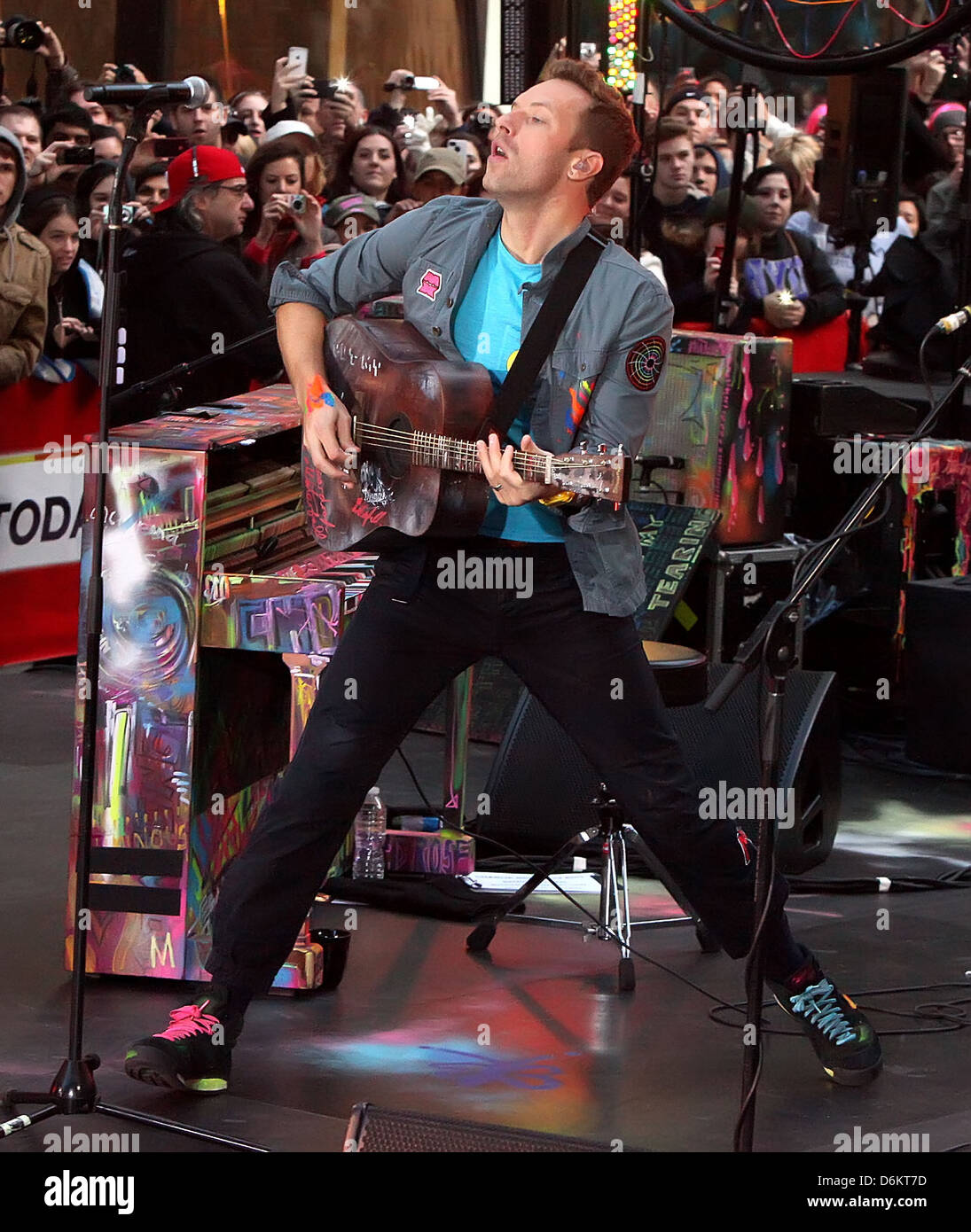 Chris Martin Coldplay performing live on the 'Today' show as part of ...