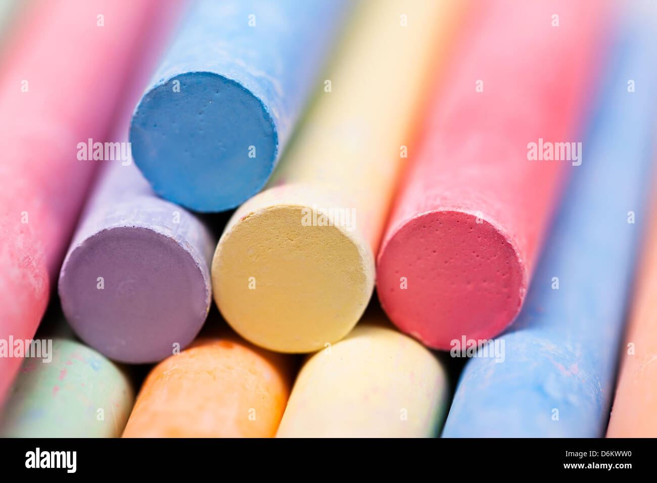 Pastel chalk hi-res stock photography and images - Alamy