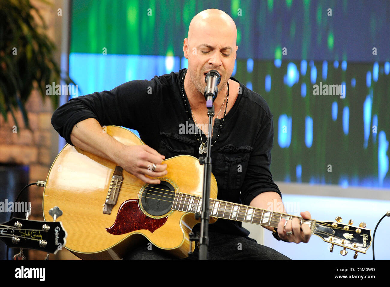 Chris Daughtry Rock band Daughtry performs live on The Marilyn Denis ...
