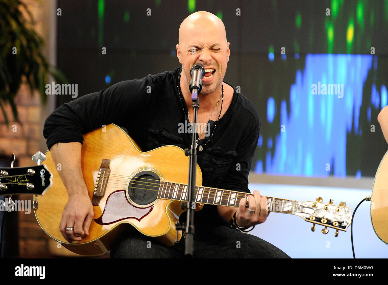 Chris Daughtry Rock band Daughtry performs live on The Marilyn Denis ...